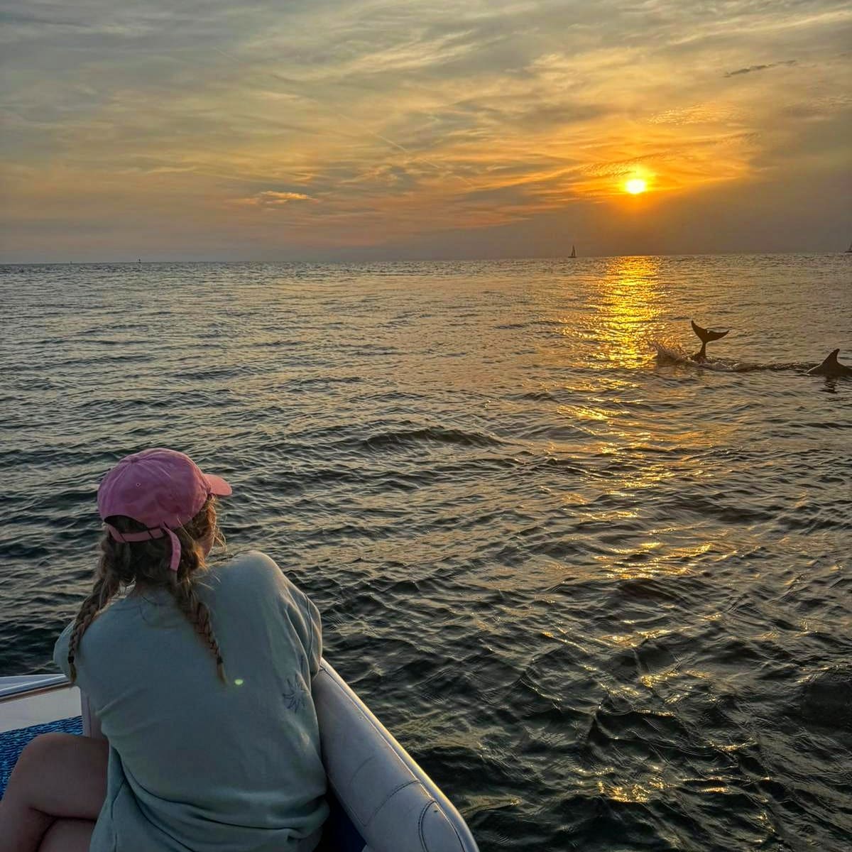 Contact a Boat Tour Guide Near You | Flippin' Awesome Adventures